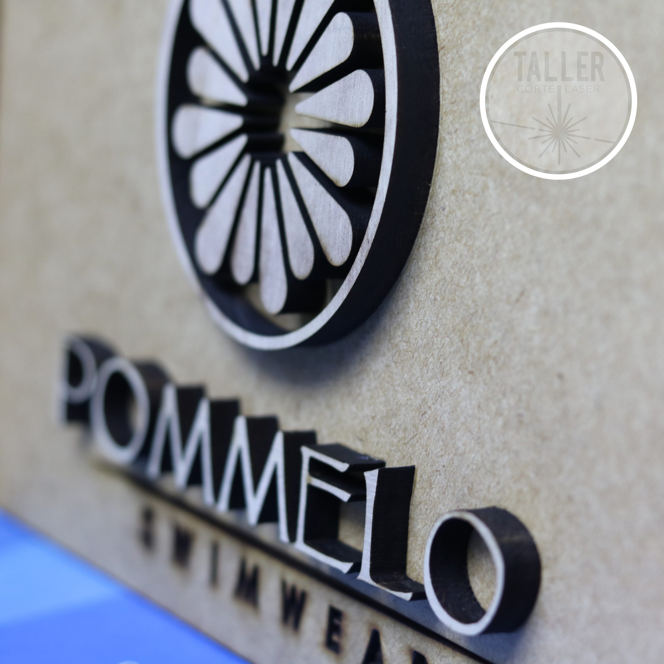 Rótulo de Madera - Logotipo - Taller Corte Láser