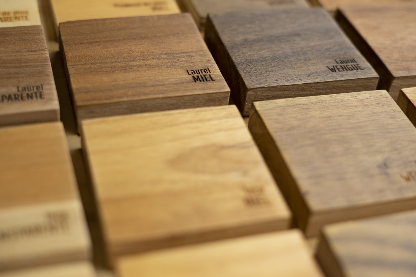 Acabados en maderas con corte láser - Taller Corte Láser